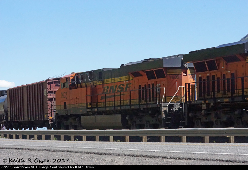 BNSF 7602